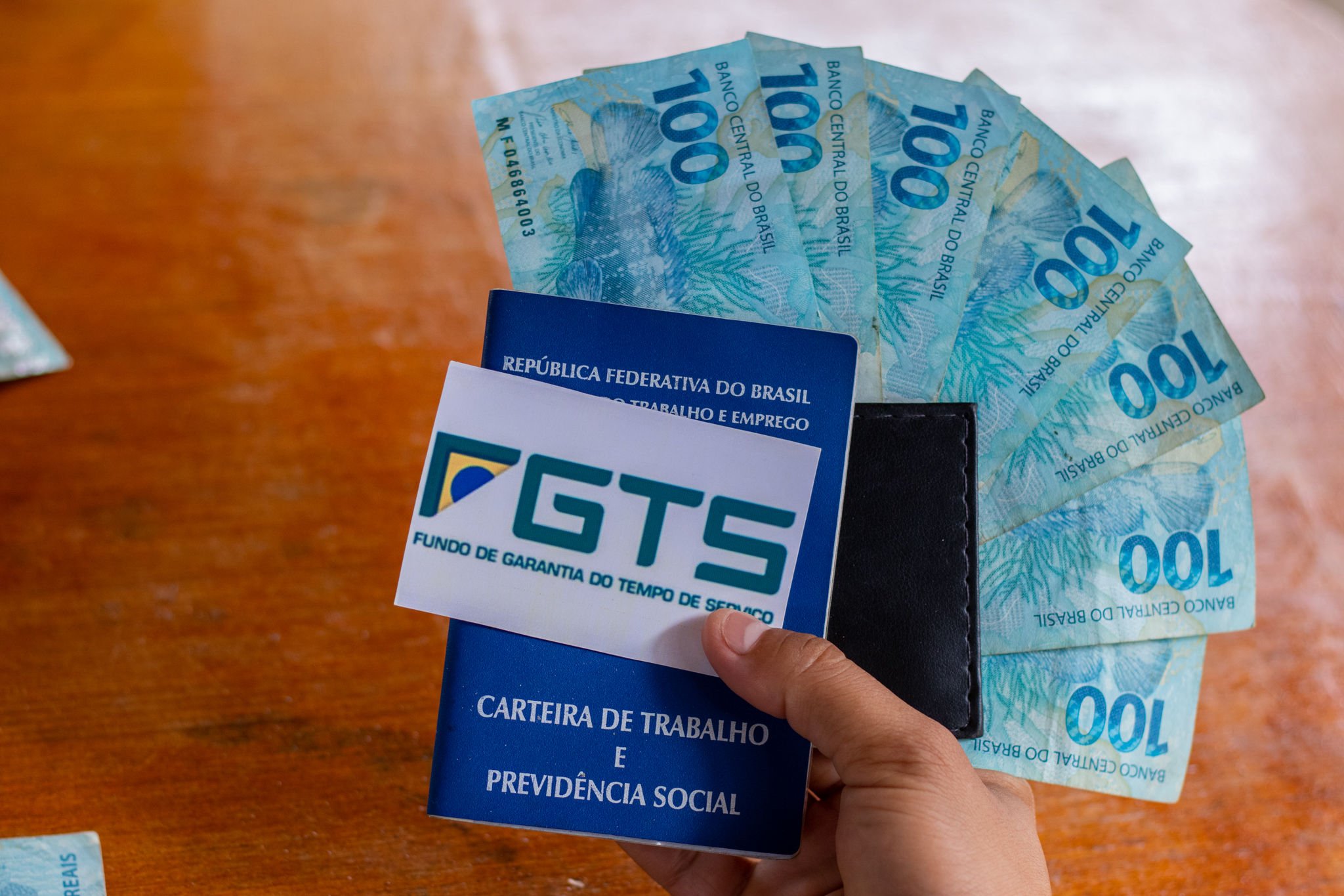 Fgts Trabalhadores De Abril Já Podem Sacar Até 50 Do Saldo